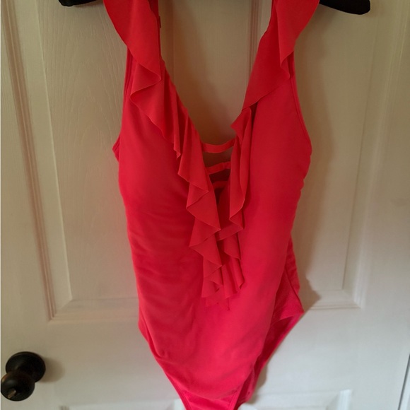 Lilly Pulitzer | Swim | Ladies Lily Pulitzer Coral Bathing Suit 8 ...